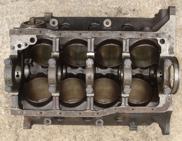 The engine and gearbox – 289 Shelby Cobra