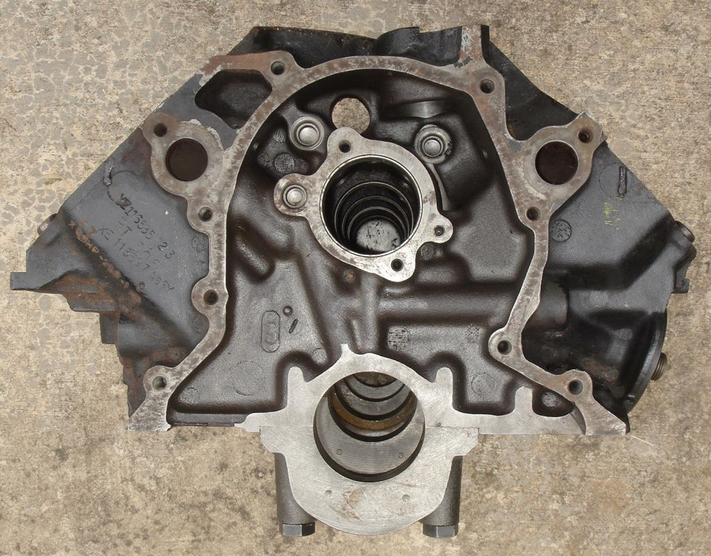 The engine and gearbox – 289 Shelby Cobra